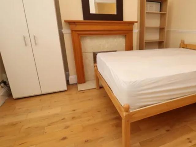 95 Westcombe Hill, London, SE3 7DU, United Kingdom | Room for rent #154575071 | Rentberry