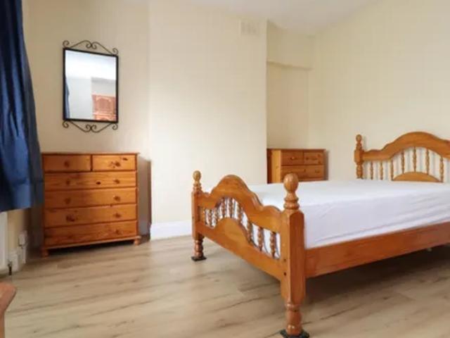 95 Westcombe Hill, London, SE3 7DU, United Kingdom | Room for rent #166486219 | Rentberry