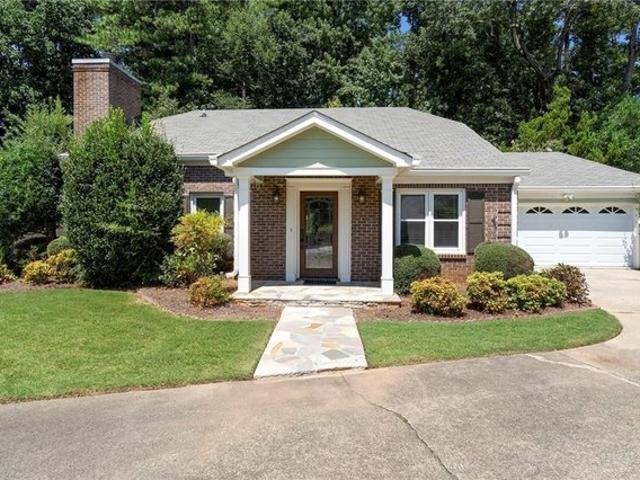 95 Ashleigh Ter, Marietta, GA 30062