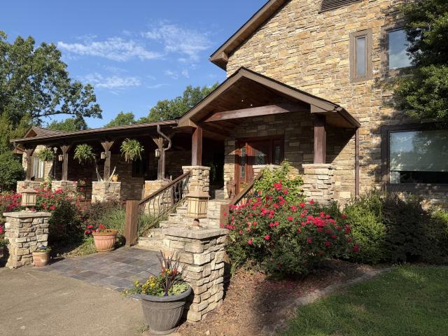 95 Bowman Ct