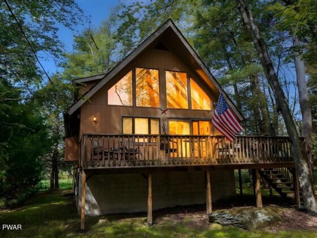 95 Brookfield Rd, Lake Ariel, PA 18436