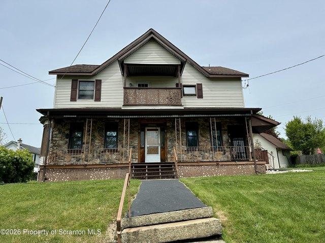 95 Canaan St, Carbondale, PA 18407