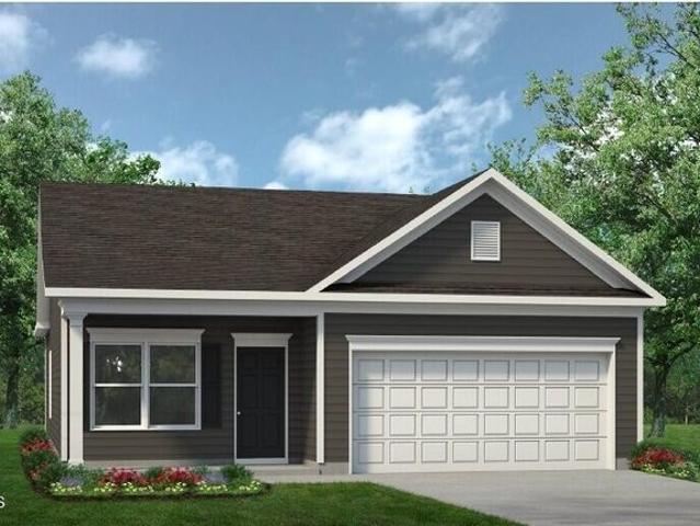 95 Chardonnay Dr, Lillington, NC 27546