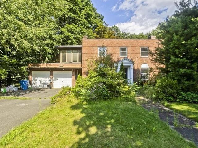95 Craiwell Ave, West Springfield, MA 01089