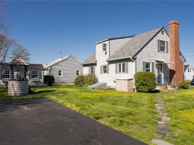 95 Douglas Avenue