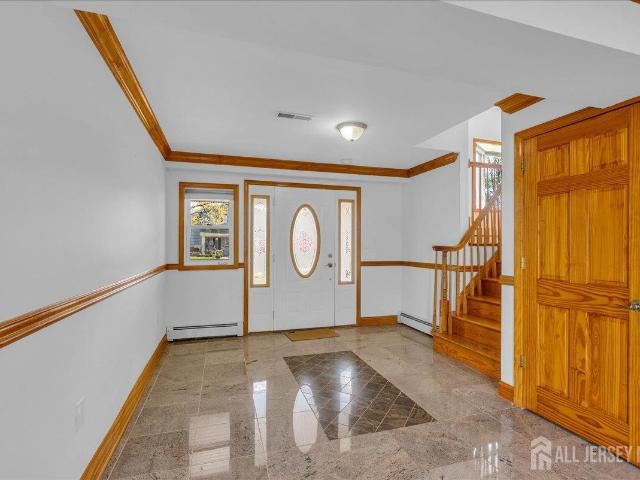 95 E Calvert Avenue
