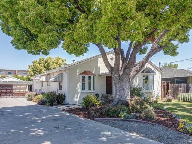 95 E Rosemary Ln, Campbell, CA 95008