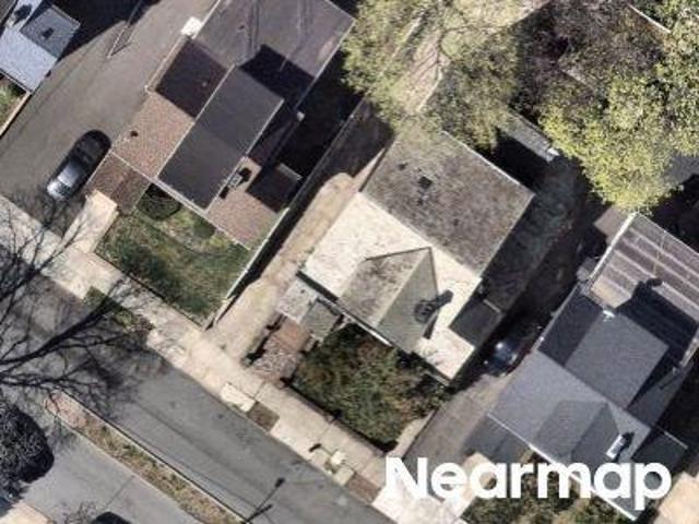 95 Goldsmith Ave