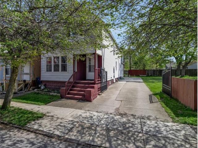95 Guernsey St, Buffalo, NY 14207