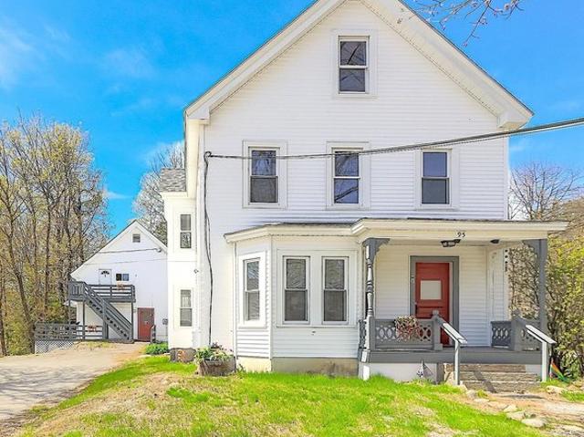 95 Hall Ave, Henniker, NH 03242