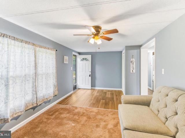 95 Hazelwood Dr