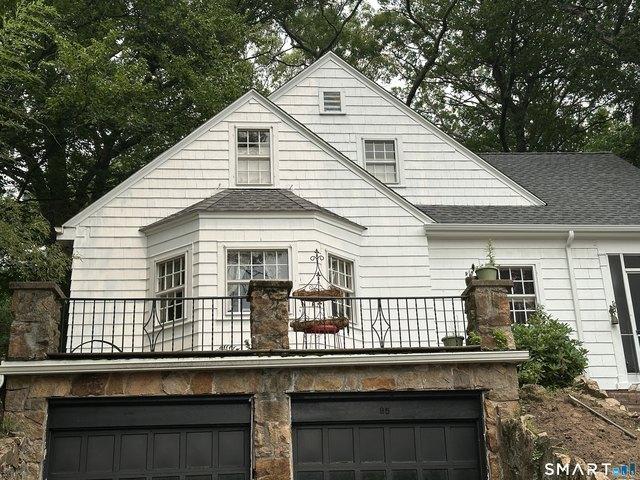 95 Hemlock Rd, New Haven, CT 06515