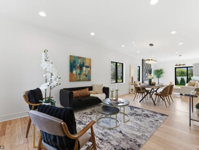 95 Huron Ave