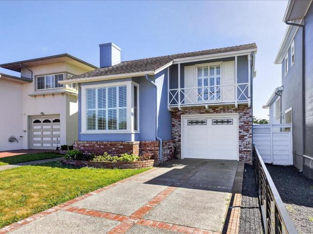 95 Lake Vista Ave, Daly City, CA 94015 | MLS #ML82041 | Compass