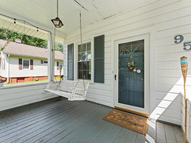 95 Lawrence Street
