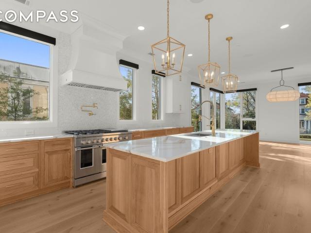 95 Leonard Ave 1, Nashville, TN