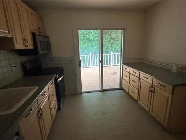 95 Longwood Lake Road