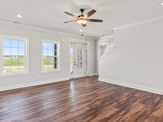 95 Lookout Dr