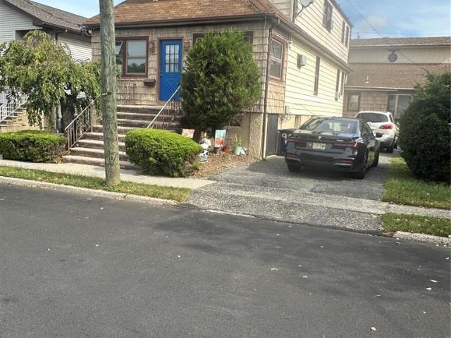 95 McKinley Avenue