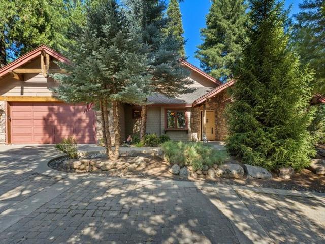 95 Manor Dr, Lake Almanor, CA 95973