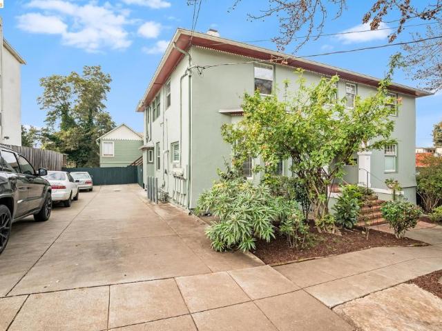 95 Moss Ave