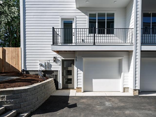 95 NE 78th Ave, Portland, OR 97213 | MLS #678630