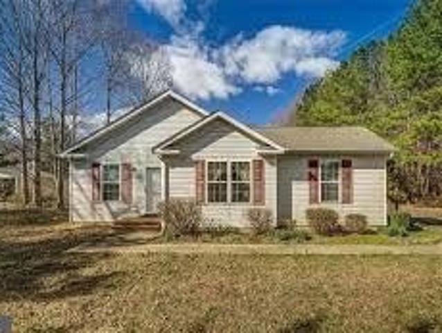 95 North Bluewater Blvd, Mineral, VA 23117