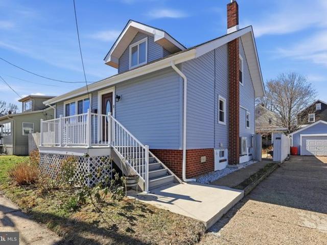 95 Park Ave, Morrisville, PA 19067