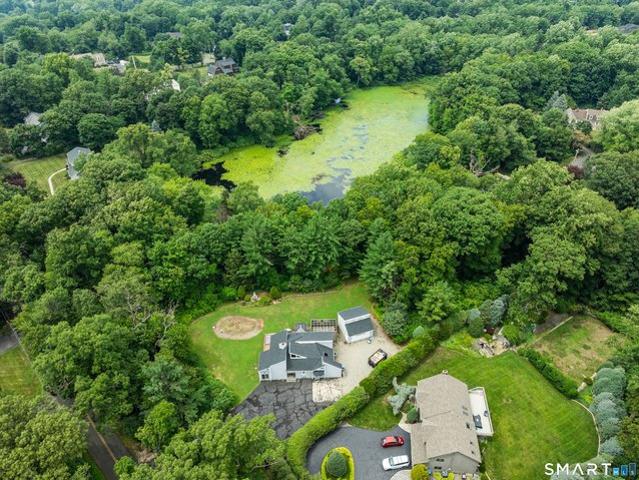 95 Park Ave, Shelton, CT 06484