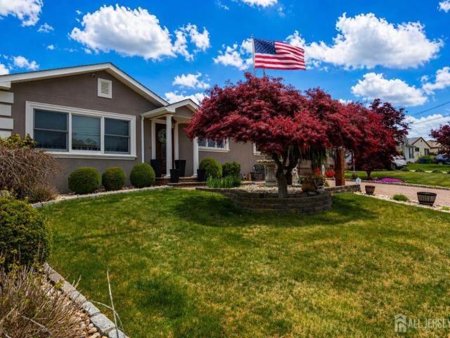 95 Pinetree Drive