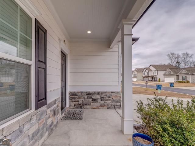 95 Royal Oak Drive NE