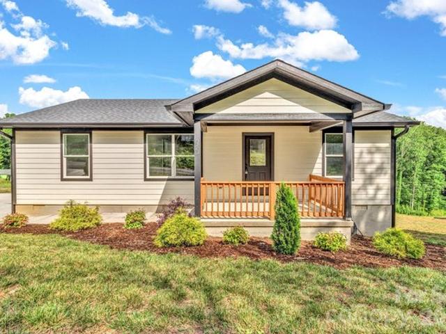 95 Short Dr, Marion, NC 28752