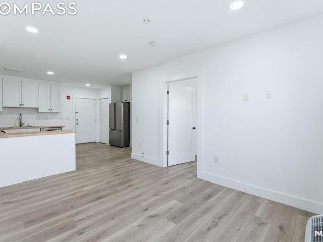 95 Shepherd Ln 210B, Totowa, NJ