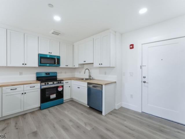 95 Shepherds Ln # 210B