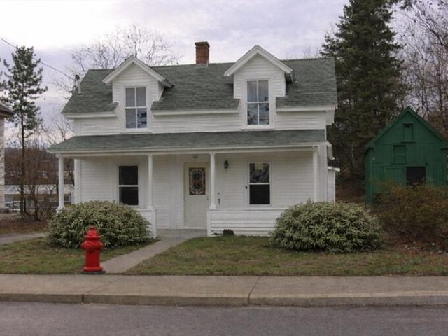 95 South St, Athol, MA 01331