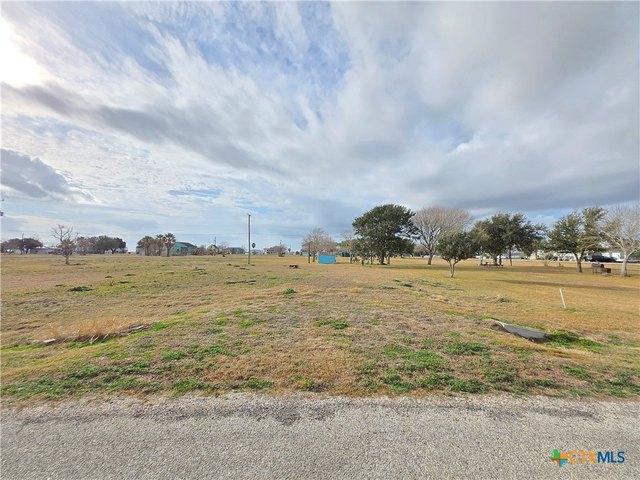 95 Stovall Dr Lot 745 746, Palacios, TX 77465