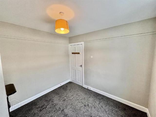 95 Strandburn Drive, Belfast, BT4 1NB