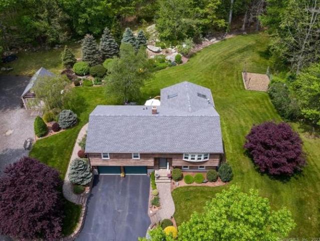 95B Airline Rd, Clinton, CT 06413