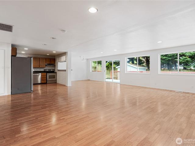 9604 NE 124th Street