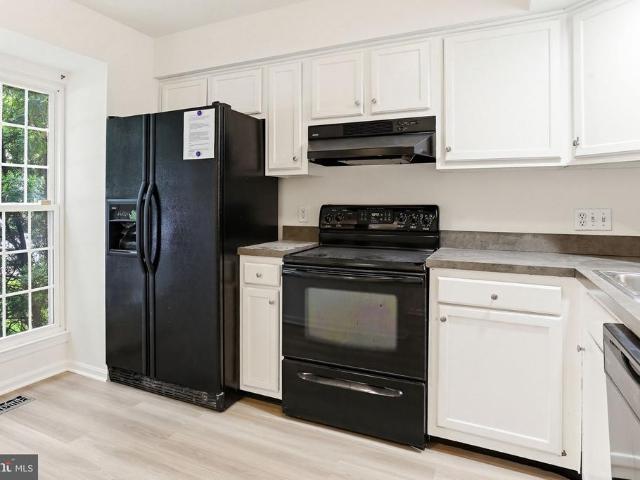 9604 Hastings Drive