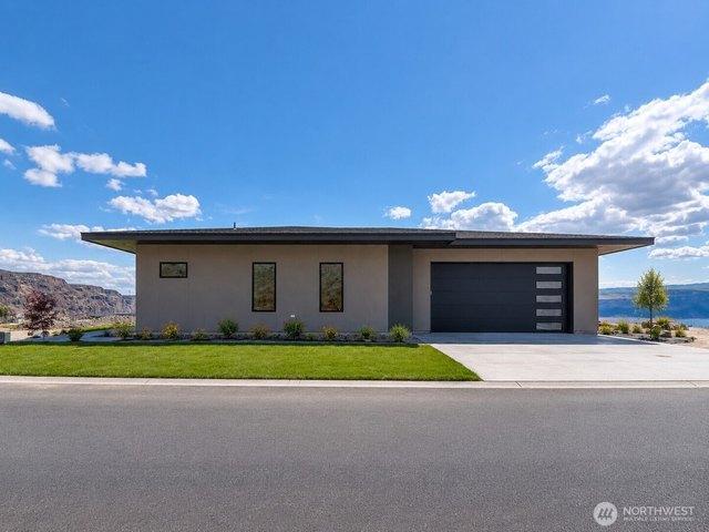 9604 Ridgeview Dr NW, Quincy, WA 98848