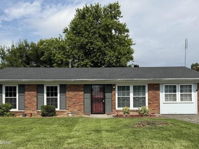 9604 Shoshone Way, Louisville, KY 40258