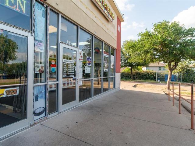 9605 S Clark # 100