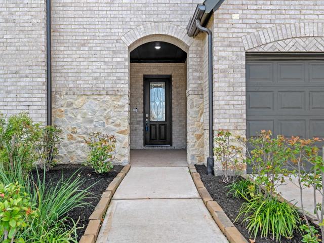 9606 Pink Blossom Court