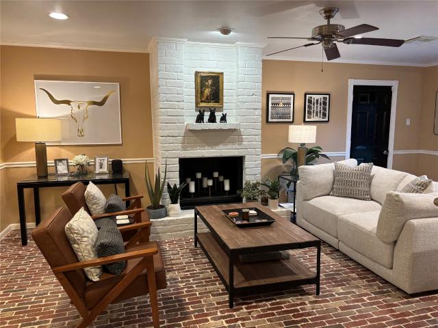 9606 Winsome Ln, Houston, TX 77063 | MLS #59407 | Compass