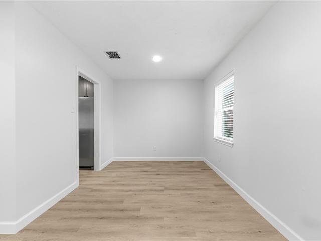 9607 Kemp Forest Dr, Houston, TX 77080 | MLS #37148