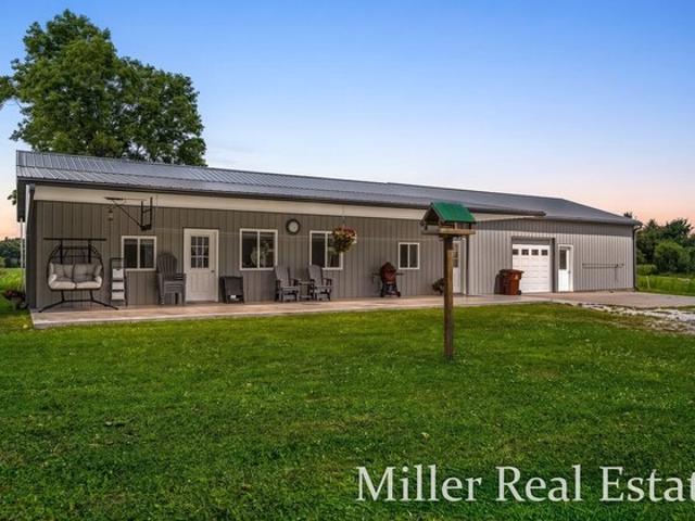 9607 S Barryville Rd, Dowling, MI 49050