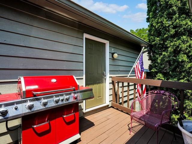 9607 S Harbour Pointe Dr Unit 70, Bloomington, IN 47401