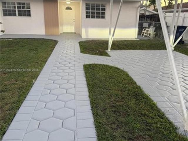 9608 SW 2nd Ln Unit 1, Miami, FL 33174