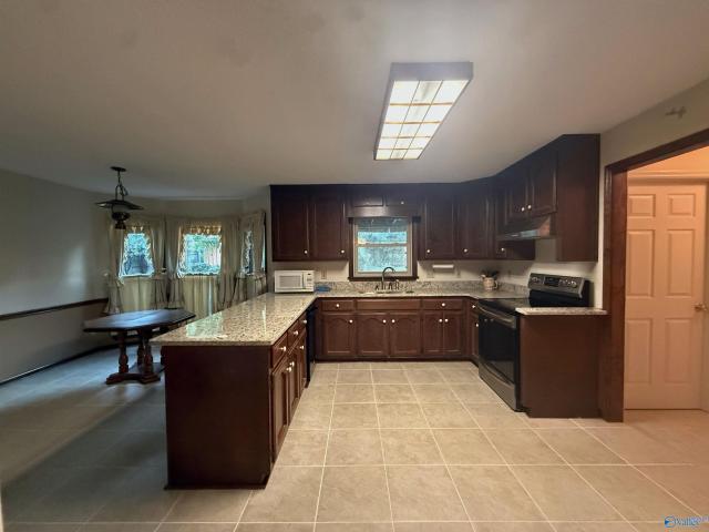 9608 SE Waldrop Drive SE